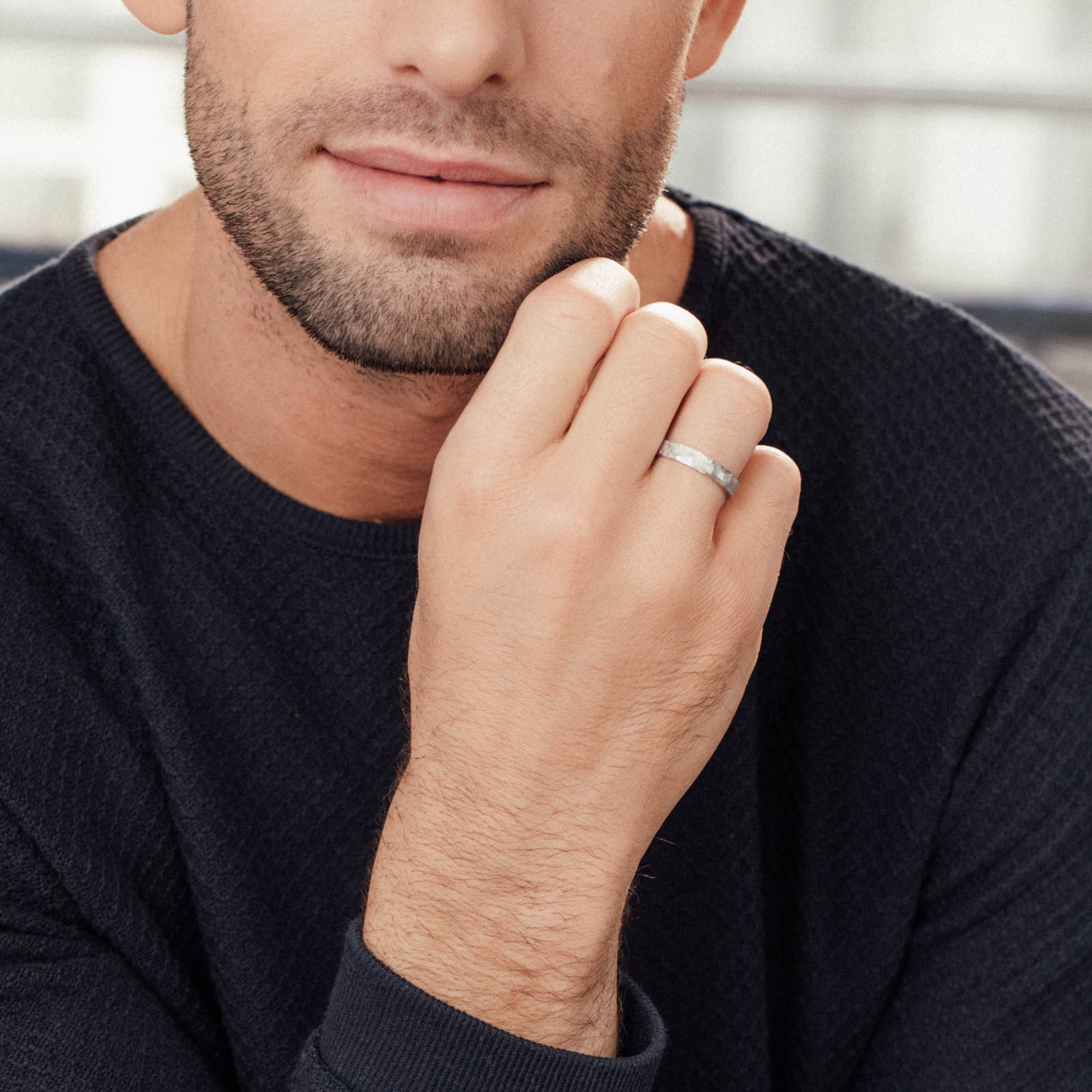 Alliance Homme Or Blanc St-Honore 4 mm Martelée | Gemmyo